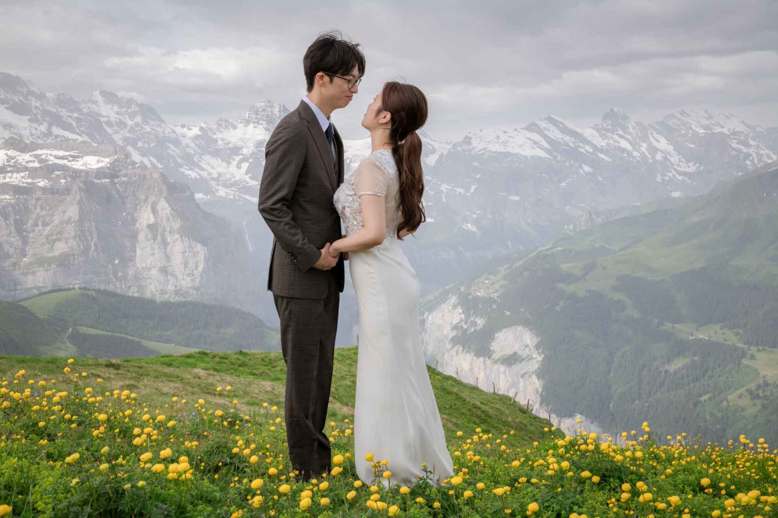 Wedding photo shoot on Männlichen - John Wisdom Interlaken Photographer